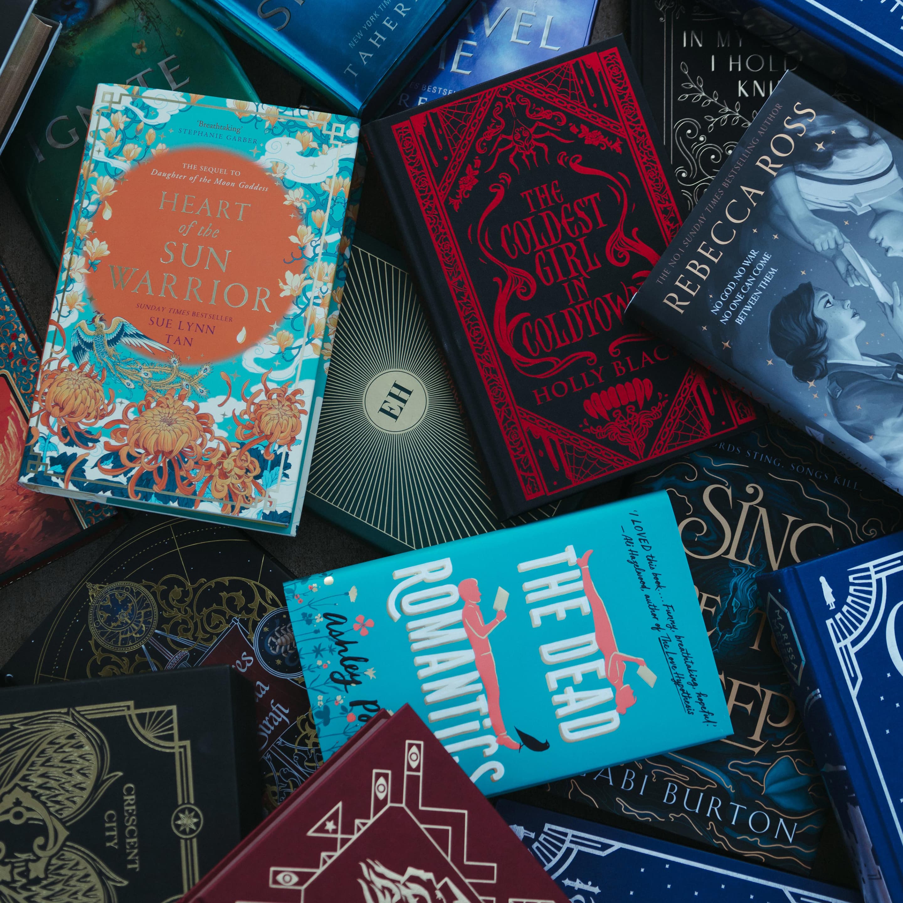 FairyLoot – Fantasy Book Subscription Box