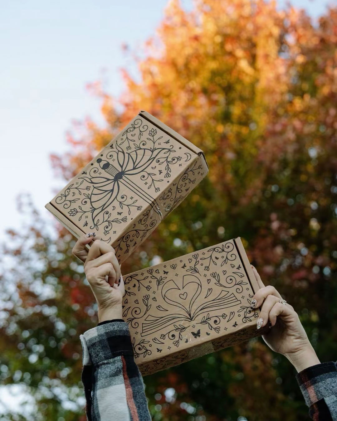 PAST BOXES: YA Book + Items Subscription – FairyLoot